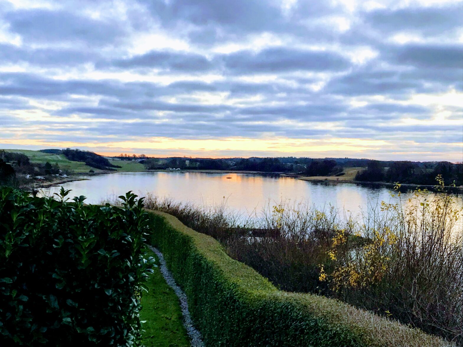 HUS I EJBY - HUS I EJBY